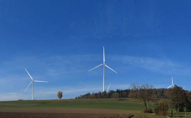 Energy supplier EKT invests in Swiss wind project of up to 50 MW