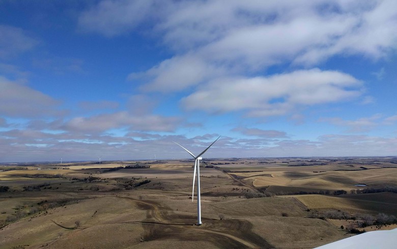 Invenergy says 200-MW wind farm in Nebraska up and running
