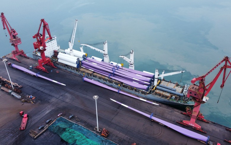 Goldwind ships purple turbine blades for 102-MW wind project in Turkey