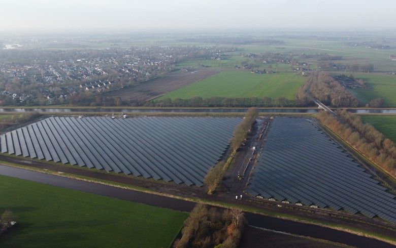 Goldbeck Solar delivers 103-MWp Dutch bundle for Blue Elephant Energy