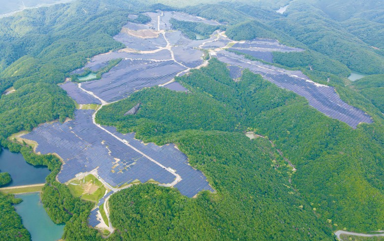 Japan's Pacifico Energy commissions 121-MW solar plant at home