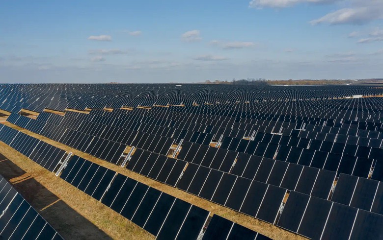 Ørsted powers up 227-MW Muscle Shoals solar park in Alabama