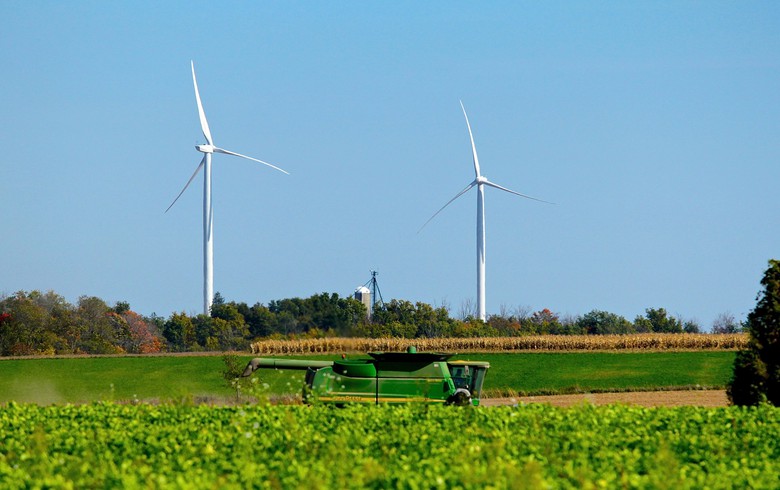 Canada adds 340 MW of wind turbines in 2017