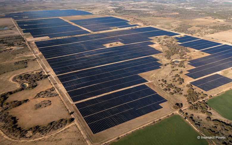 Intersect Power brings live 320-MW solar park in Texas