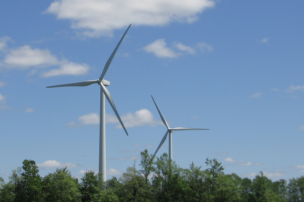 Samsung, Pattern complete 180-MW wind farm in Ontario