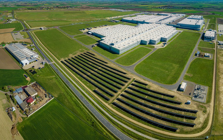 Quanta Energy to build 13-MW solar array at Volkswagen Poznan plant
