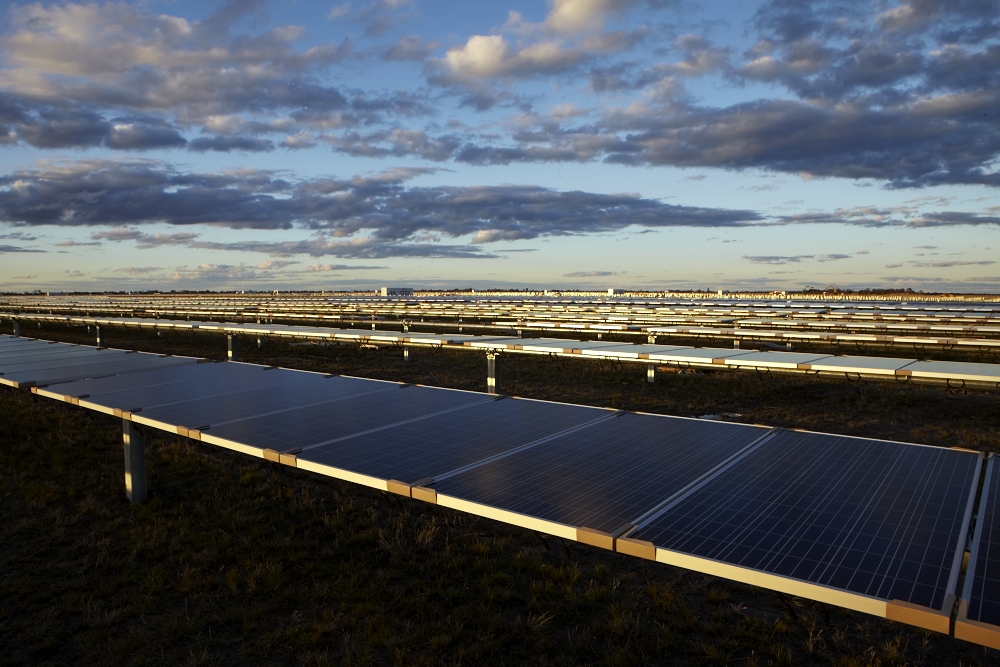 Queensland solar farm of 20 MW starts power generation