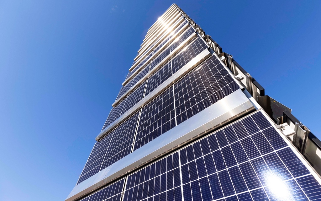 PV tower developer Three Sixty Solar debuts on Canadian bourse