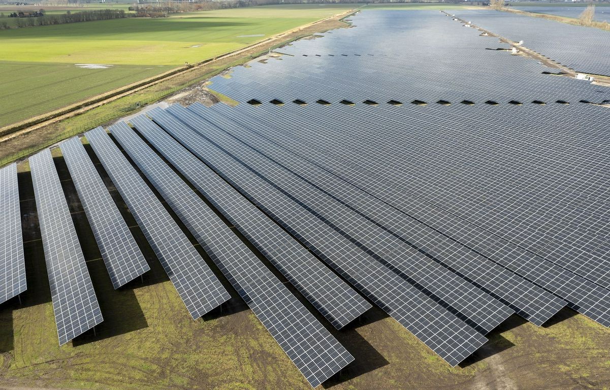 EnBW buys solar projects of up to 800 MW in Germany