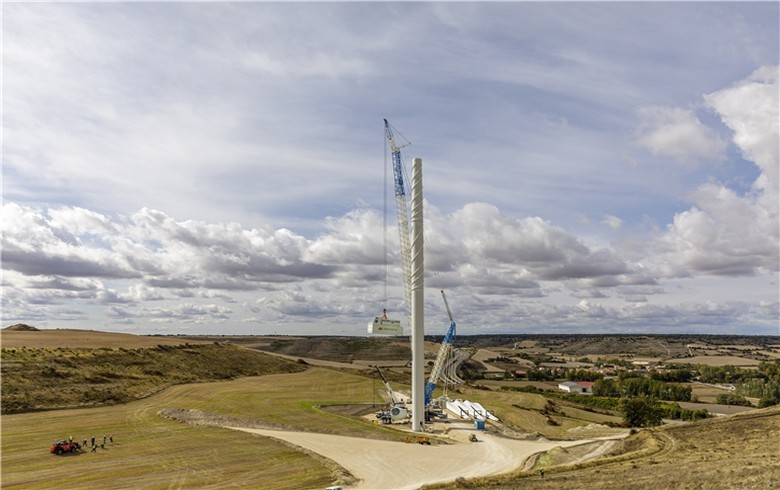 Iberdrola starts turbine installation at 63-MW wind complex in Spain