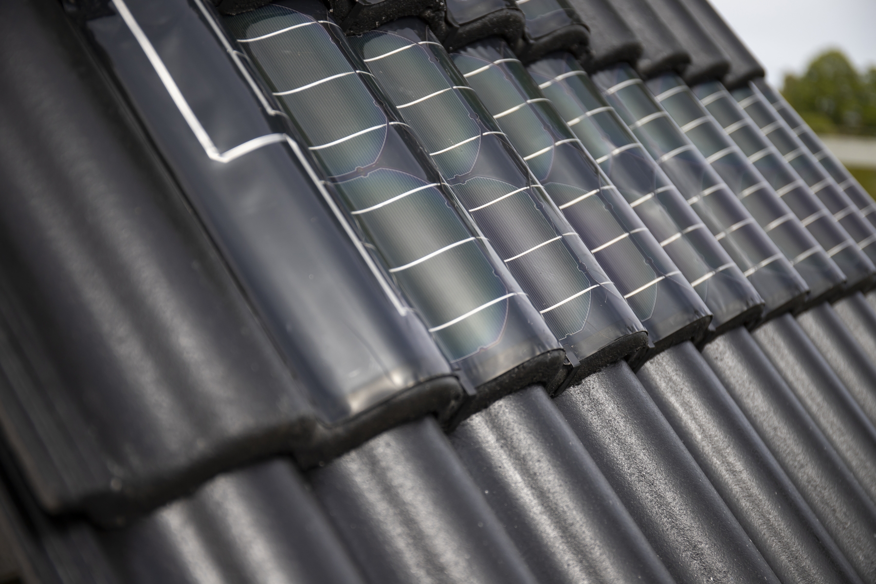 Midsummer inks 25-MW solar roof deal in Italy