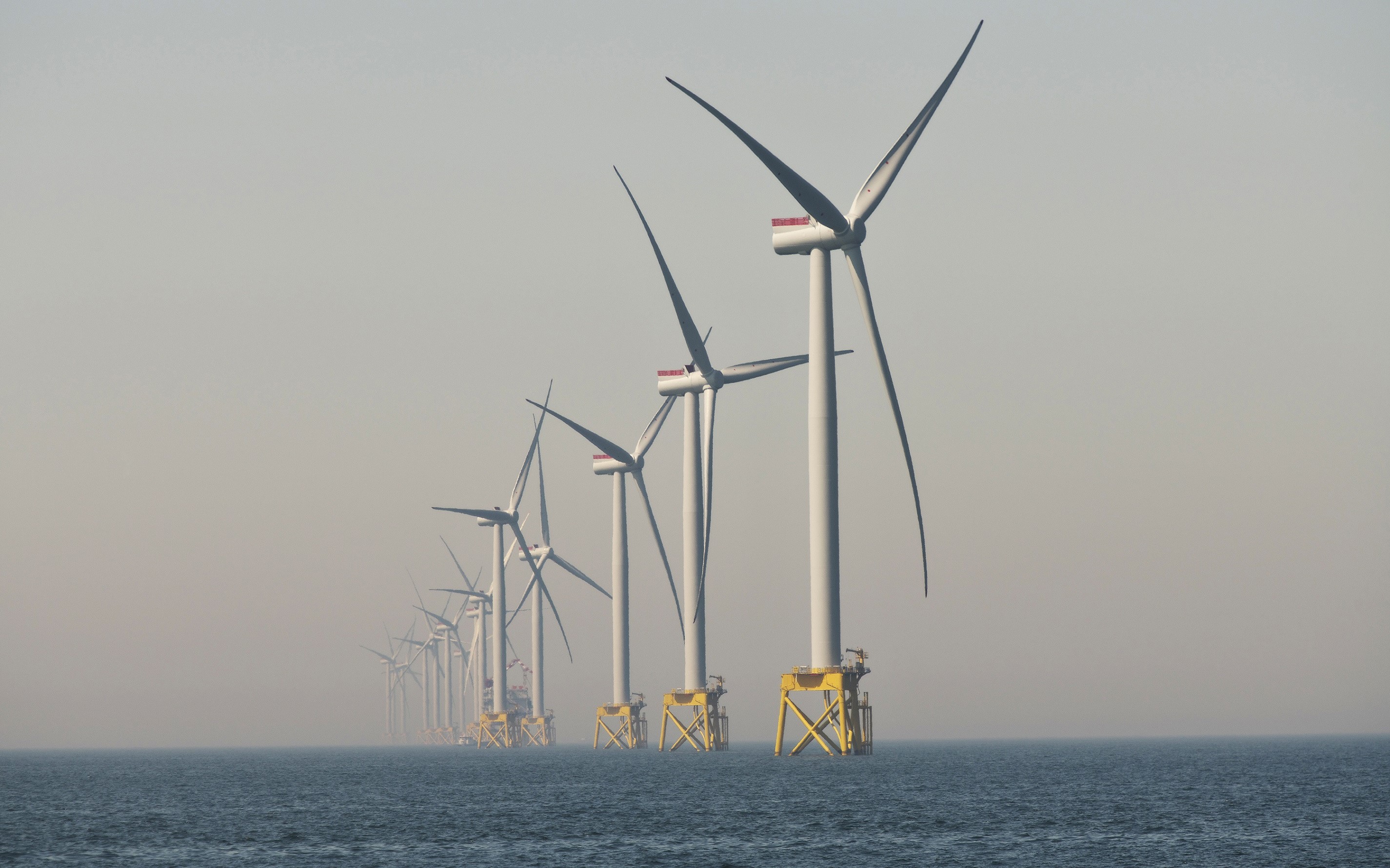 Shell, ScottishPower join hands for floating wind off Scotland
