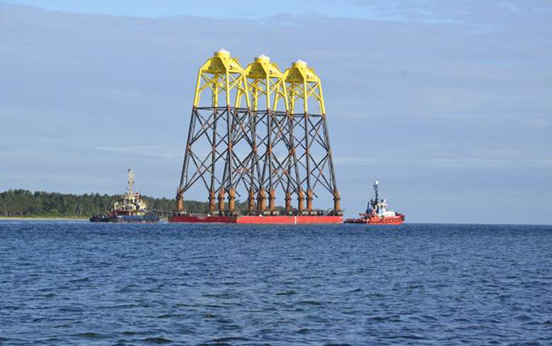 to-the-point: Bladt loads first jackets for 350-MW Wikinger wind farm