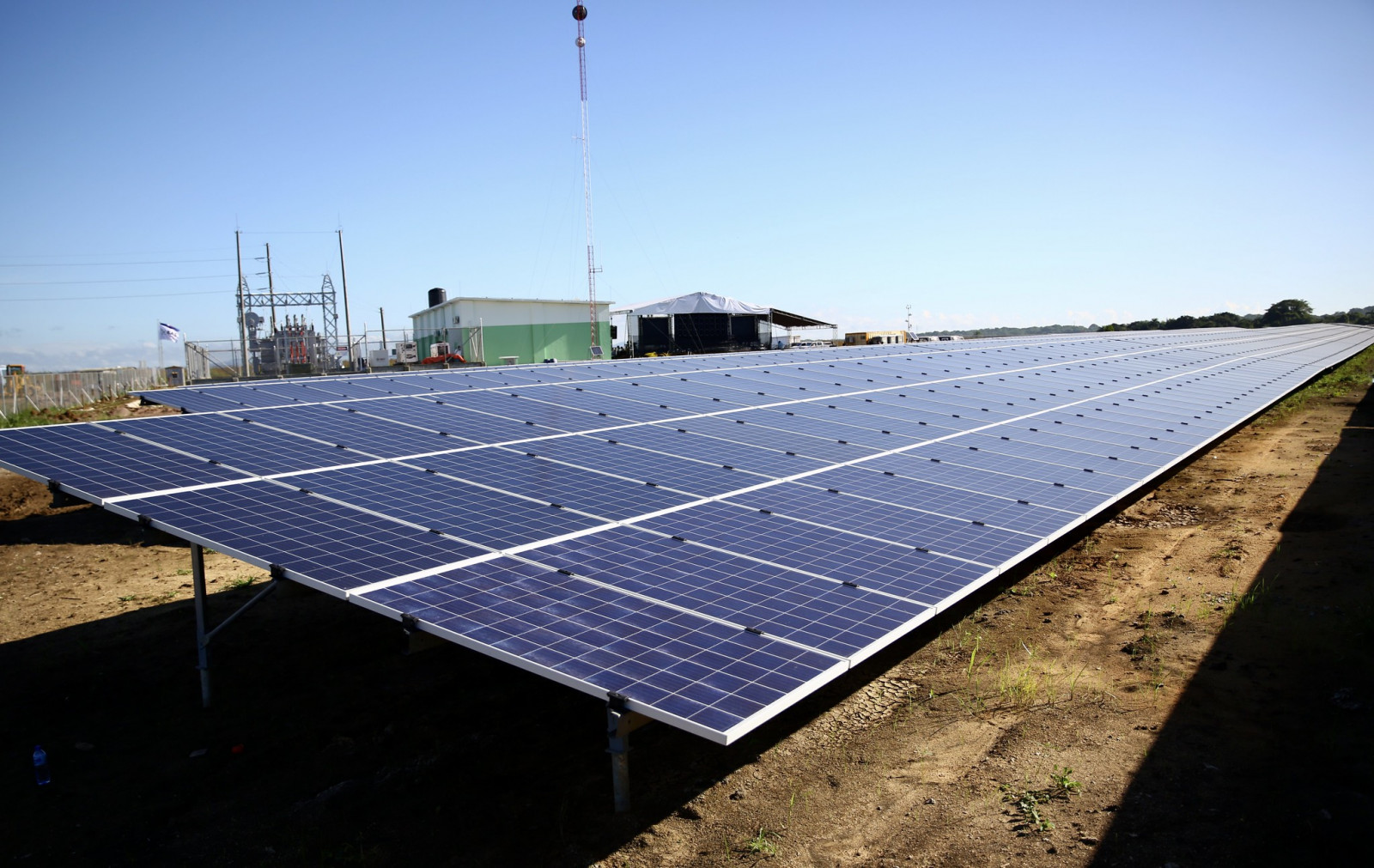 Dominican Republic brings online 50-MW solar farm