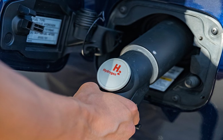 Reliance teams up with Stiesdal to build Indian giga factory for ...